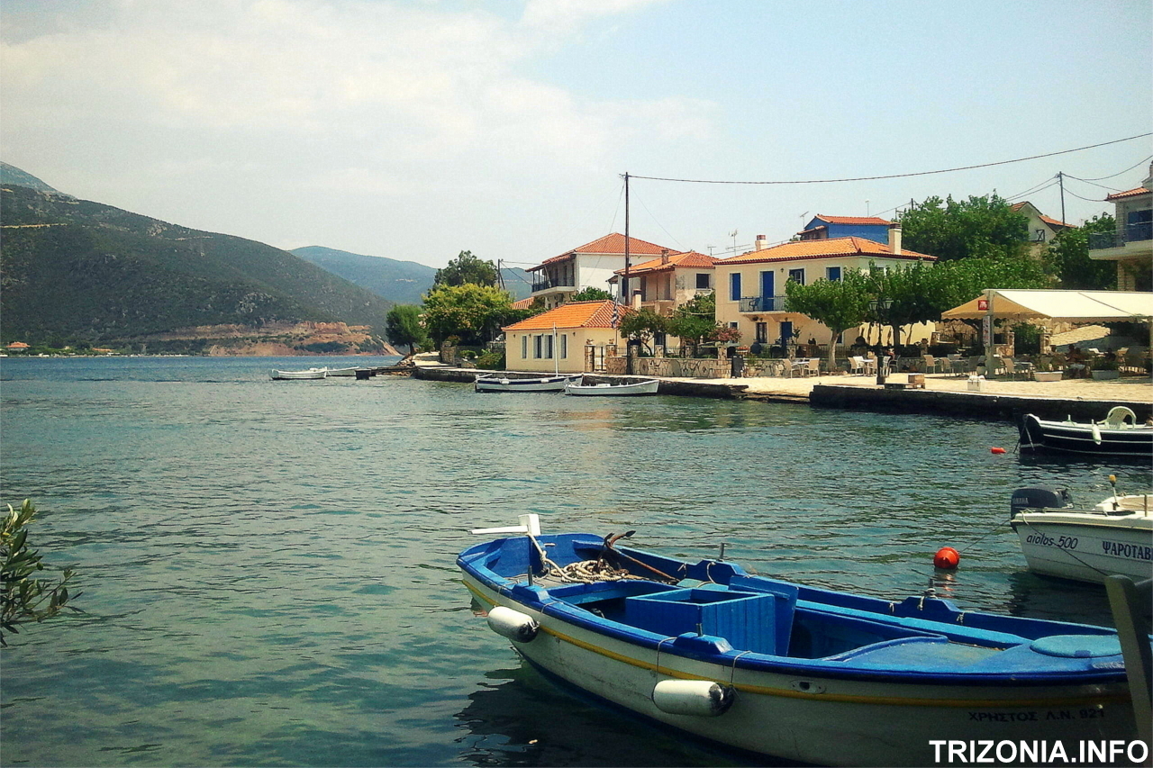 Trizonia Island - www.trizonia.info - Trizonia Island is a truly ...
